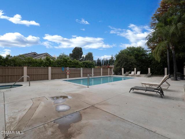 24829 Apple St, Unit E, Newhall, CA 91321 | MLS #226001 VC