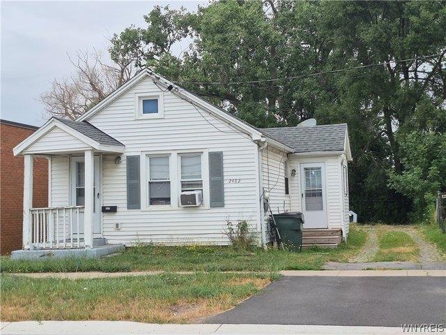 2482 George Urban Blvd, Depew, NY 14043