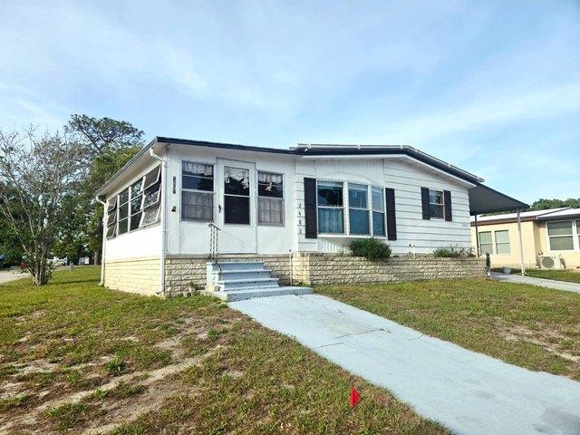 2482 Harcourt Ter, Orange City, FL 32763