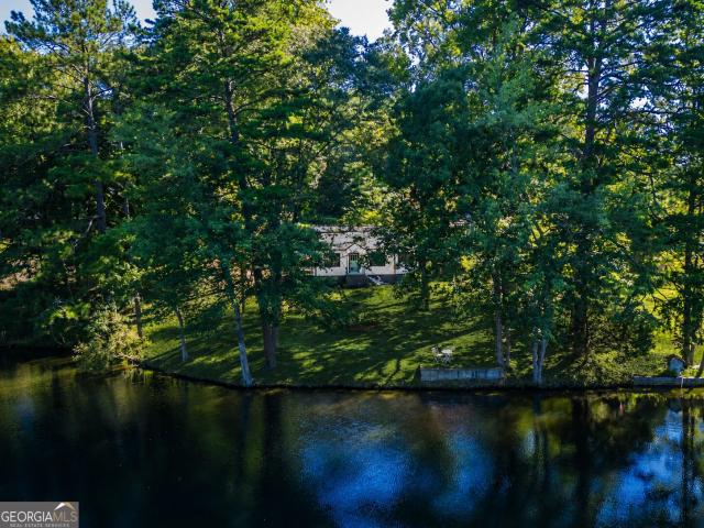 2483 Lakeshore Drive