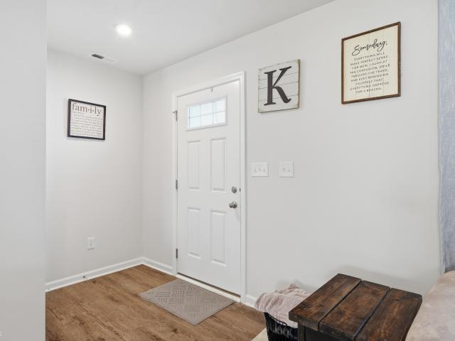 2483 St George Way
