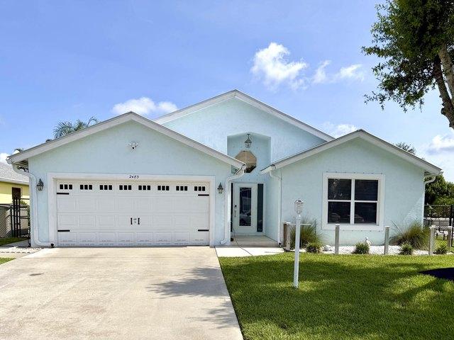 2483 SW Regency Rd, Stuart, FL 34997