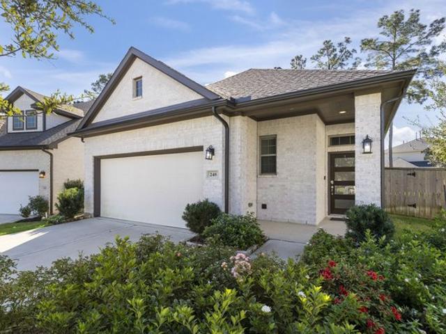 248 Crest Edge St, Montgomery, TX 77316