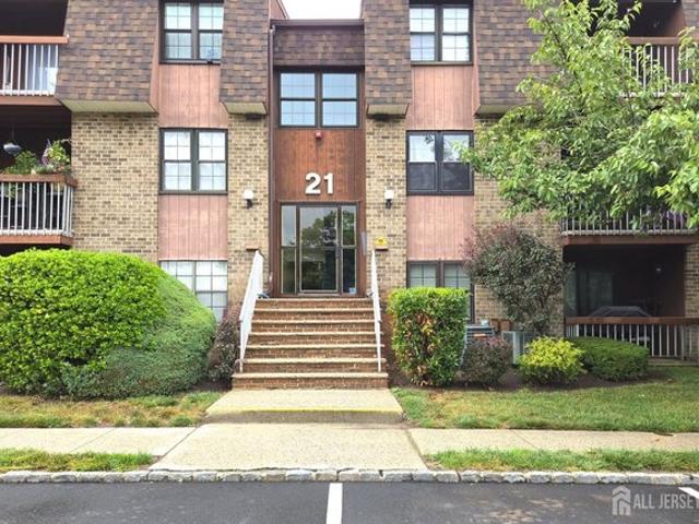 248 Alpine Way Unit B, Woodbridge Proper, NJ 07095