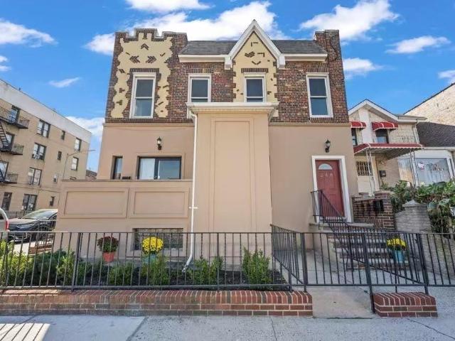 248 Avenue P