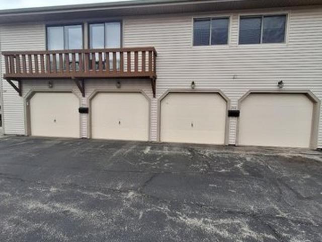 248 Bayberry Ln, Fond du Lac, WI 54935