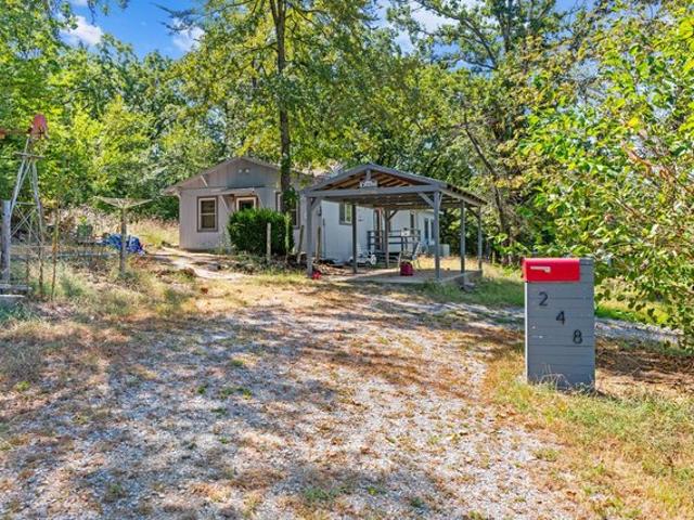 248 Glenda Ln, Denison, TX 75021