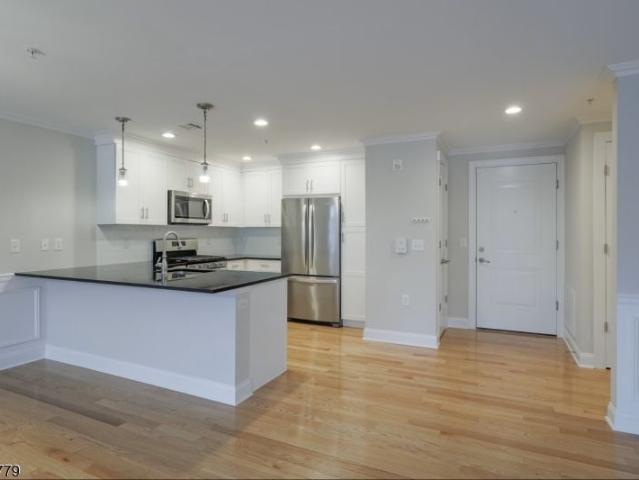 248 Grove Ave Unit# 26, Cedar Grove Twp. Us, nj