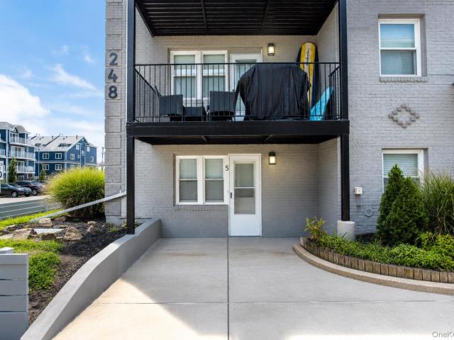 248 E Broadway 5