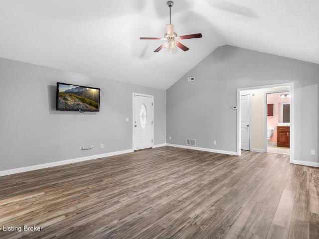 248 Eagle Feather St