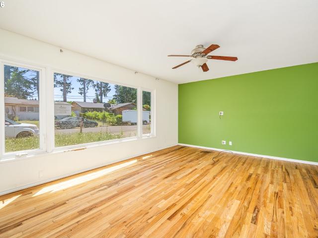 248 hayes ave