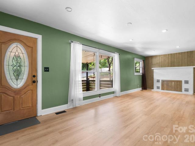 248 Hemlock Street