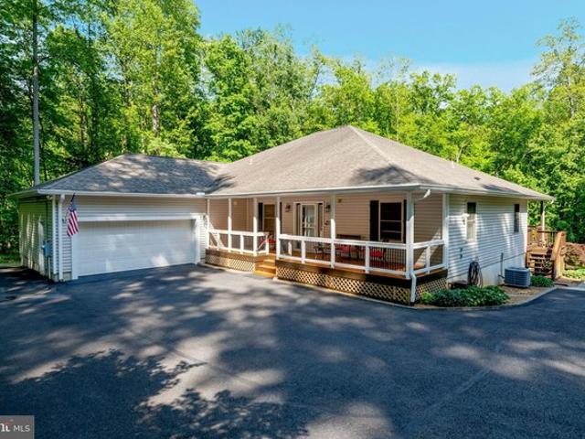 248 Oakwood Dr, Mineral, VA 23117