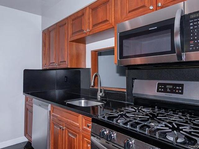 248 Lake Pointe Drive 164