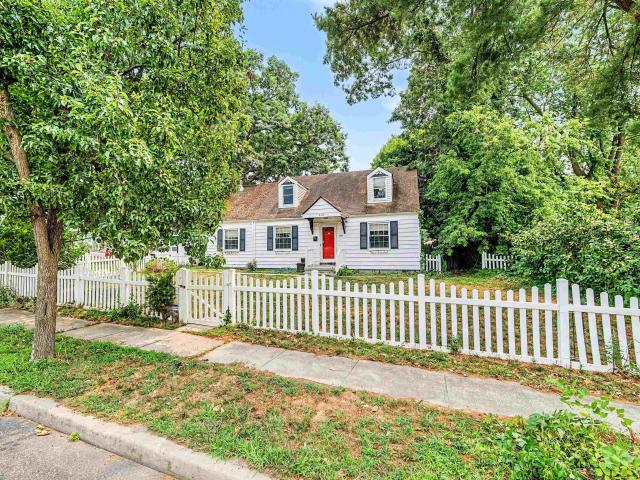 248 N New Road