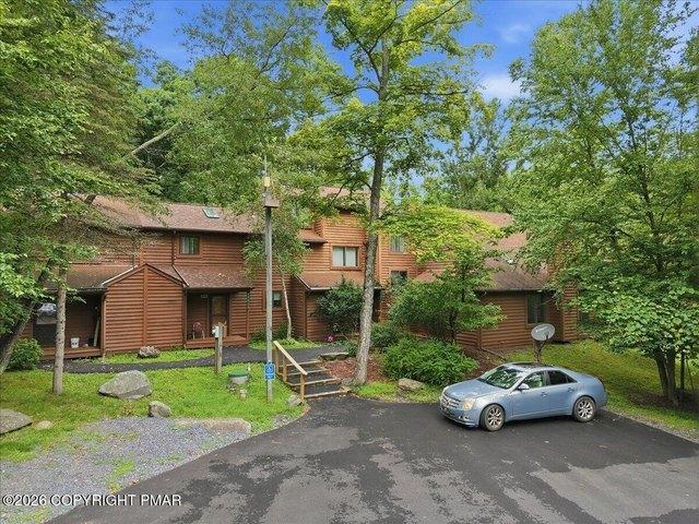 248 Sedburgh Ct, Bushkill, PA 18324