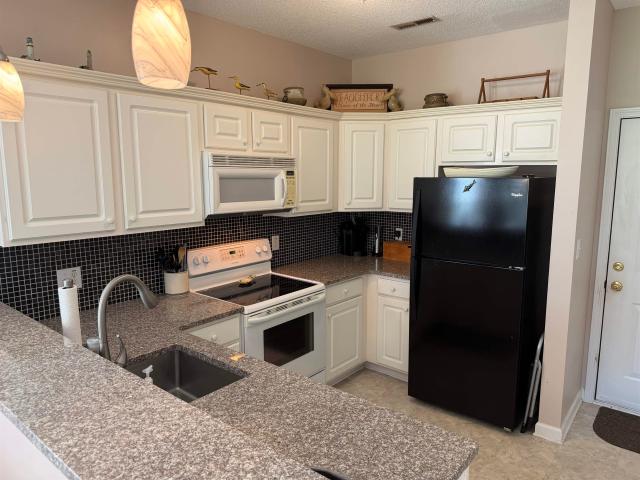 248 Sun Colony Blvd