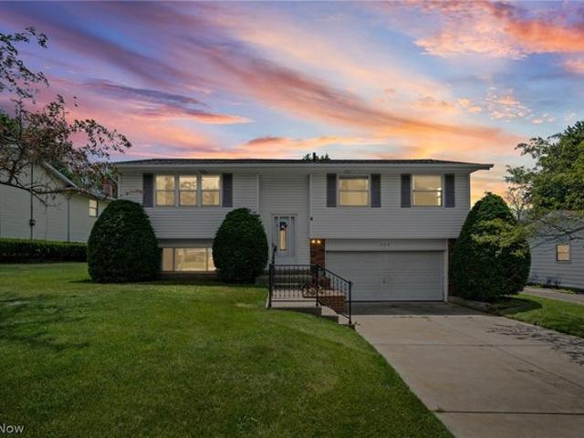 248 Washington Dr, Northfield, OH 44067
