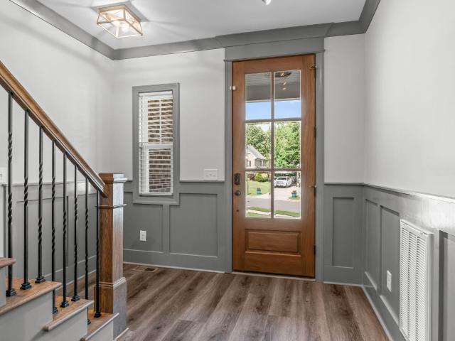 248 Valleycruise Circle