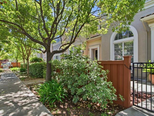 248 Vista Roma Way