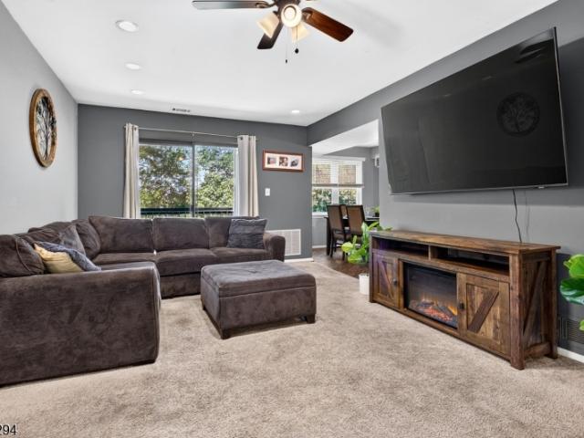 248B Alpine Way # B