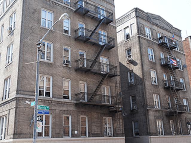 2494 Morris Avenue 2 Bedrooms, 1 Bathroom