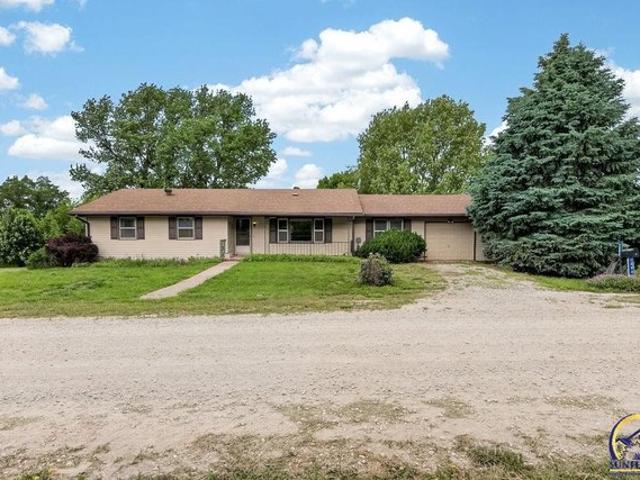 2494 Barton Rd, Holton, KS 66436