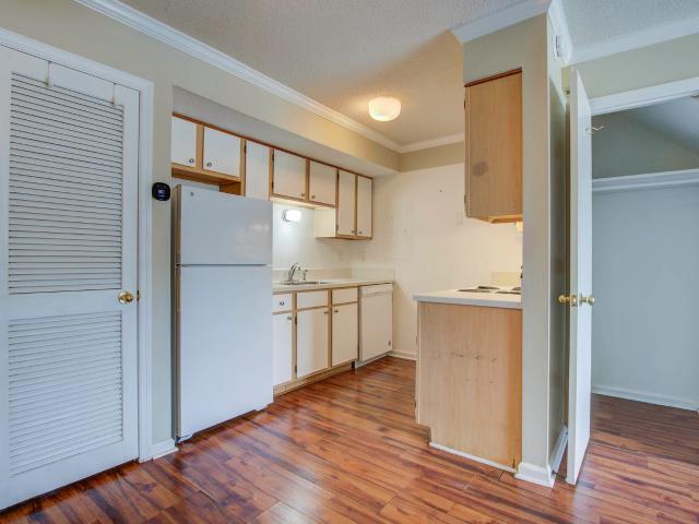 2494 Etiwan Avenue F7