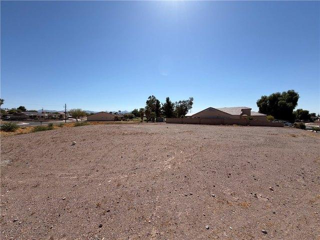 2494 Via Arroyo, Bullhead City, AZ 86442