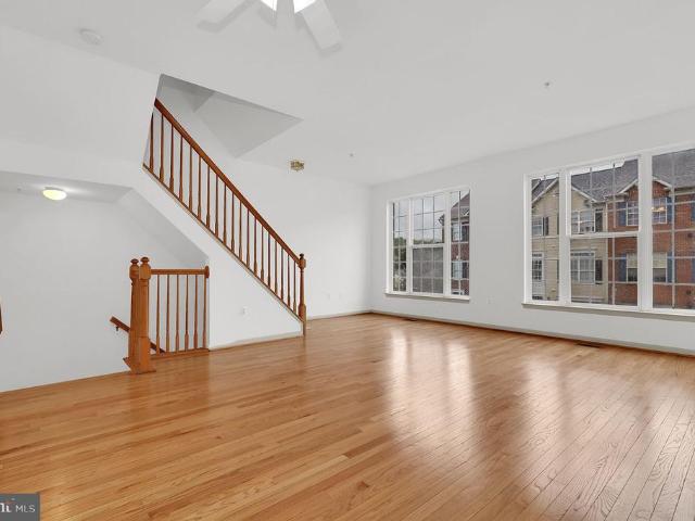 2495 Lakeside Drive
