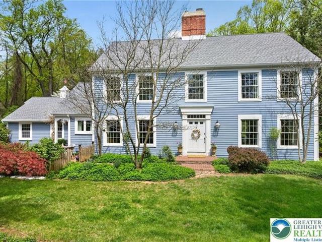 2495 Stanford Cir, Lower Macungie Township, PA 18049