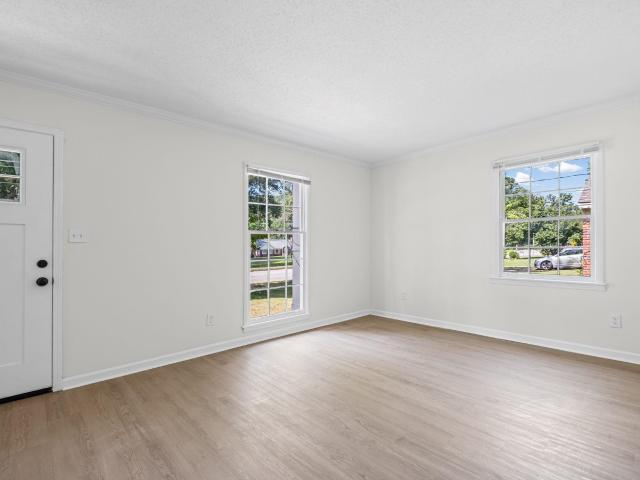 2496 james rd