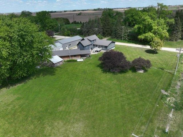 2496 th St, New Hampton, IA 50659