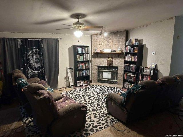 24976 Private Road 466, Mathis, TX 78368