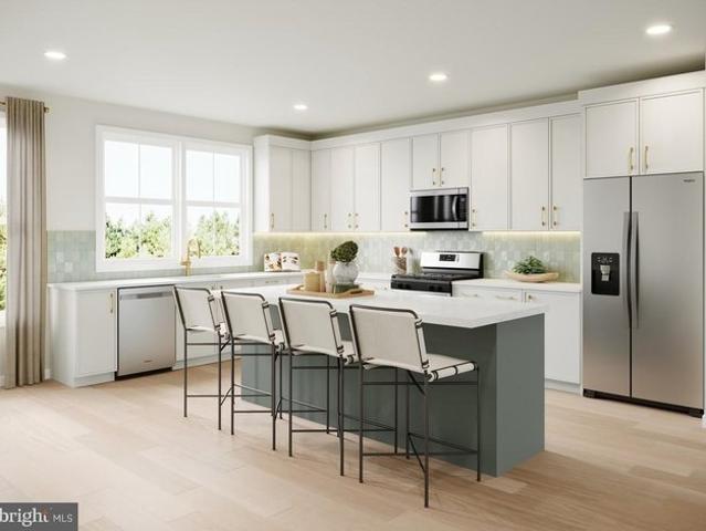 24985 Rosslare Harbour Ter, Chantilly, VA 20152