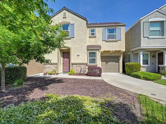 2498 Ben Ali Way, Sacramento, CA 95815