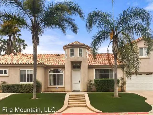 2498 Birchwood Way Unit 1 2498 Birchwood Way #1