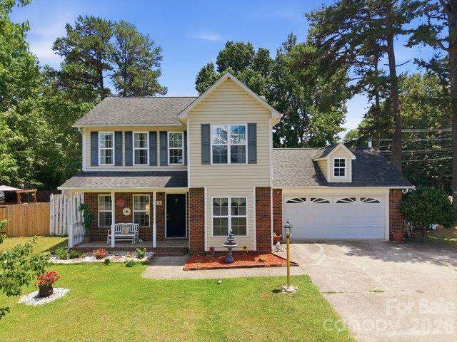 2498 Hawk Ridge Dr, Gastonia, NC 28056