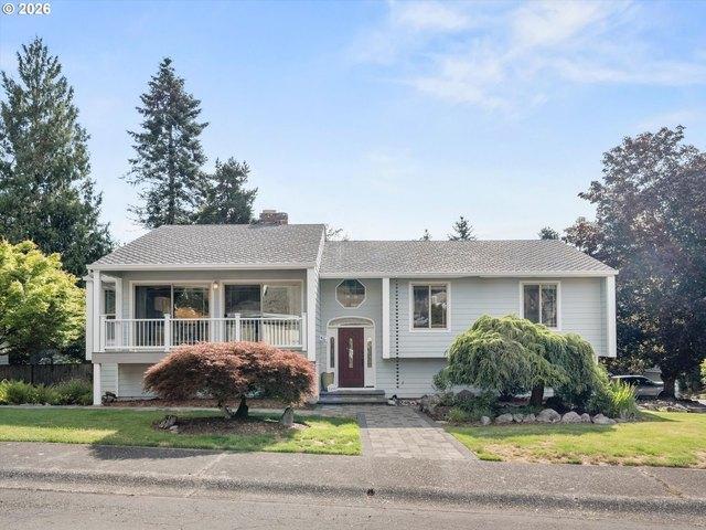 2498 Saddle Ct, West Linn, OR 97068