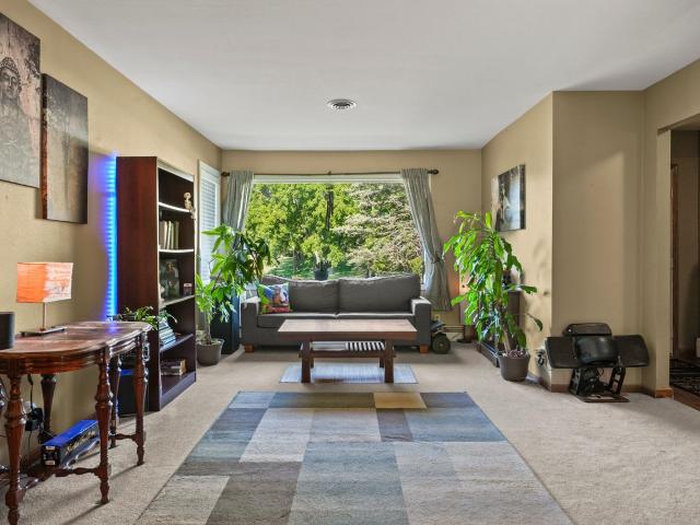 2498 Tower Road