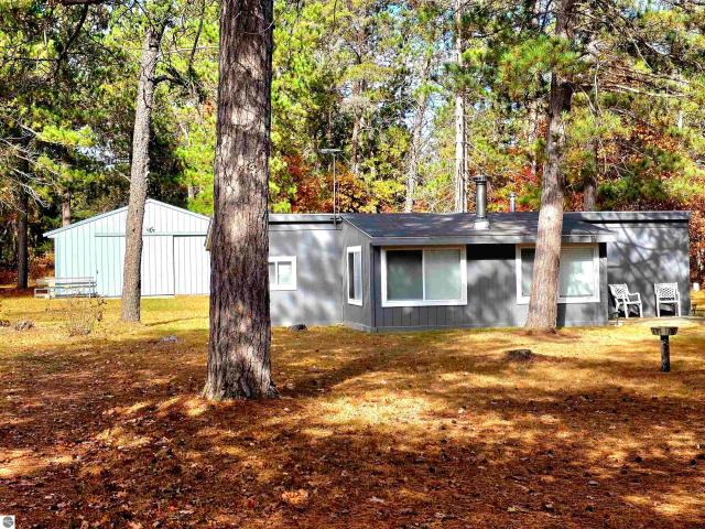 2498 W Five Mile Road