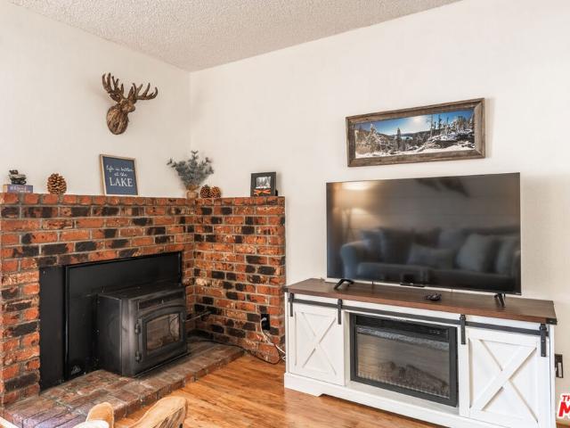 2499 Sierra Nevada Road R2