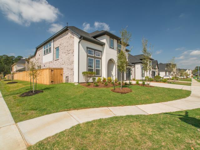 24903 Berwick Bay Court