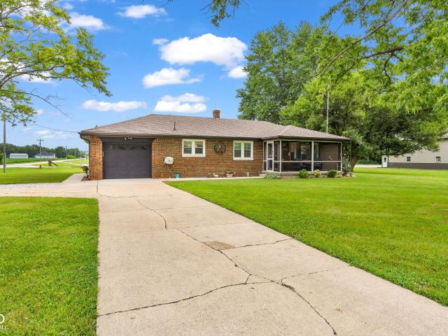 2490 W County Road 400 Road S