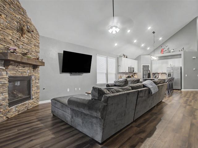 24910 Grand Sapphire Lane