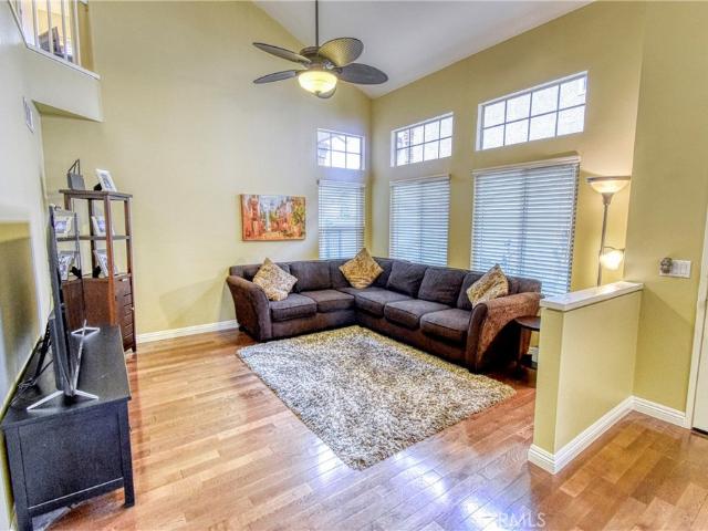 24911 Laguna Vis