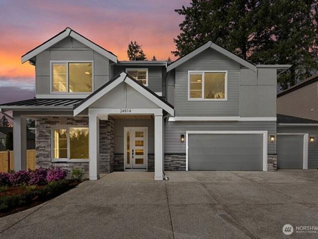 24914 SE 17th St Unit 2, Sammamish, WA 98075