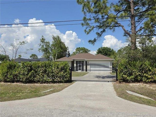 2491 54th Ave NE, Naples, FL 34120