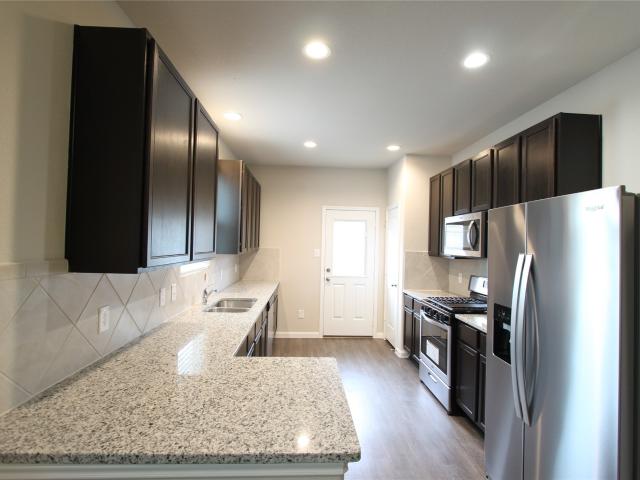 24923 Lorenzo Glaze Trail Court