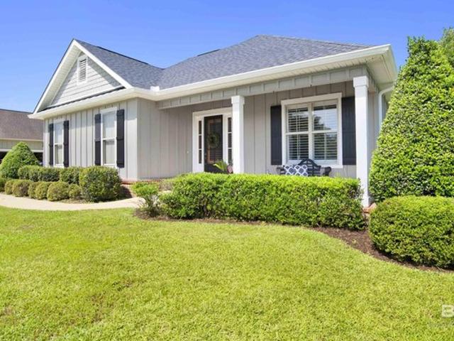 24921 Planters Dr, Daphne, AL 36526